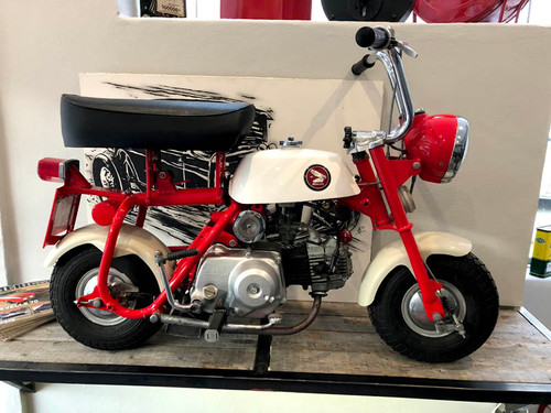 HONDA Monkey Z50M 1967 | artbracam
