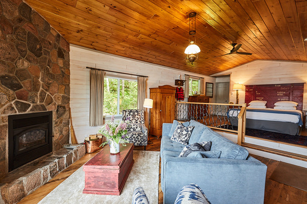 Stay | Arowhon Pines