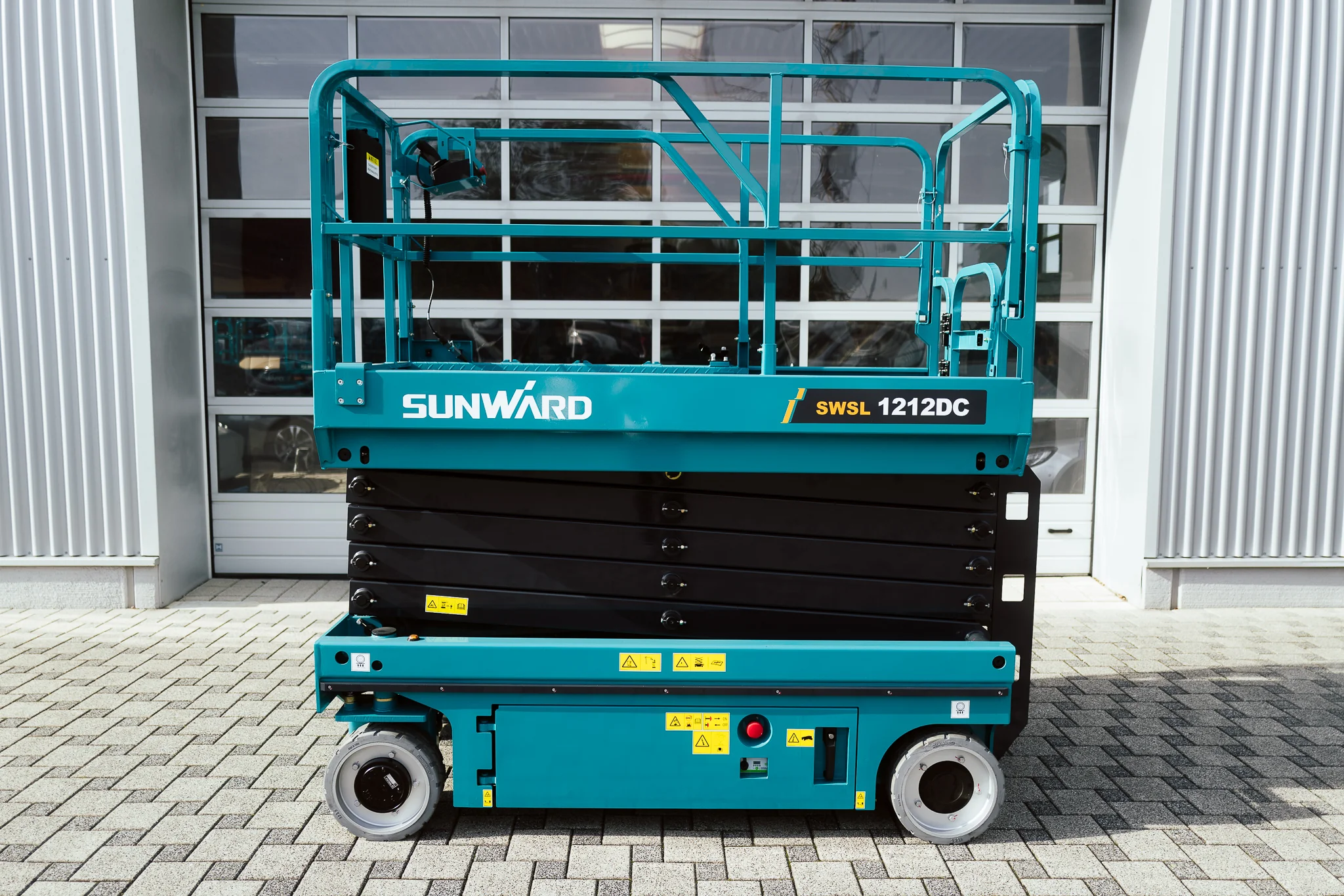 Sunward SWSL 1212DC