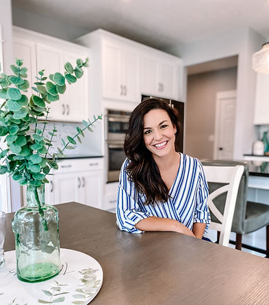 Liz Rhoda | Rockford Real Estate Agent | Liz Rhoda // Realtor ...