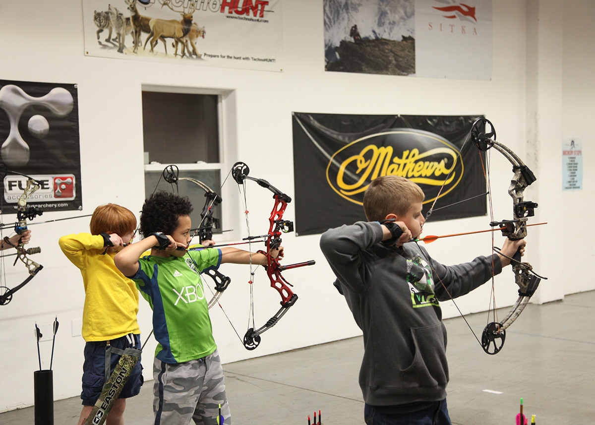 Fullscreen Page | fullcurlarchery