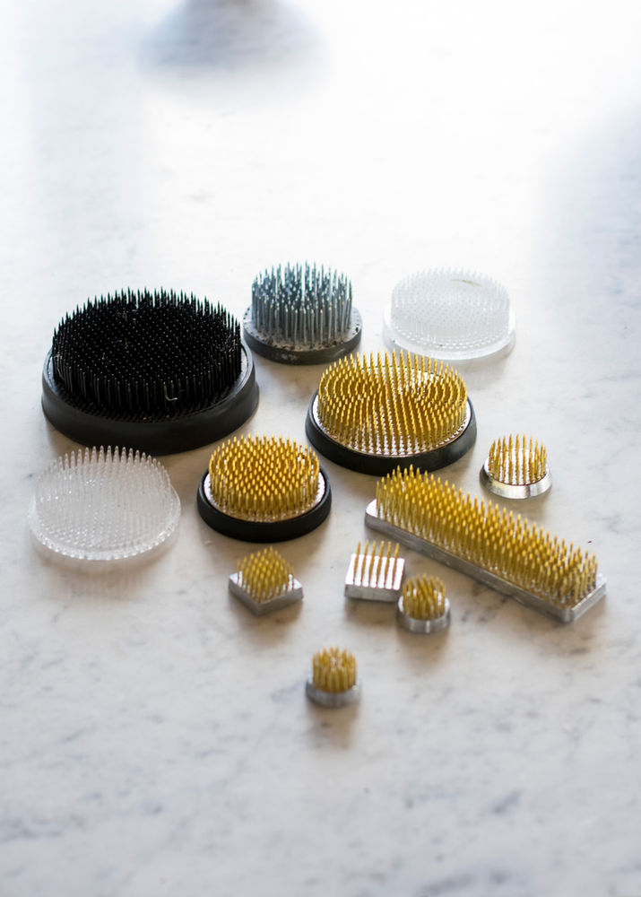 Create a Floral Centrepiece with a Kenzan