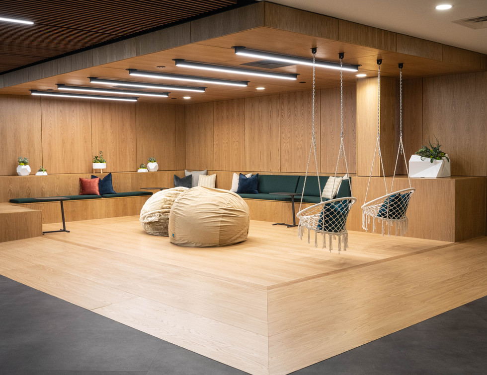 HOME | Round Room, Inc.
