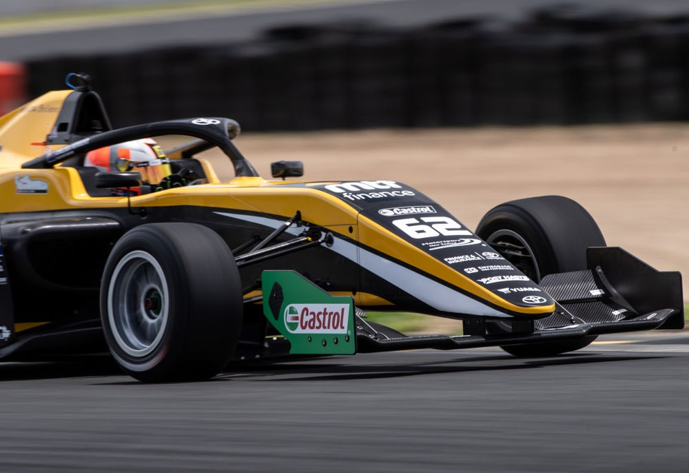 Chelsea Herbert: "I’m going up against world class acts"