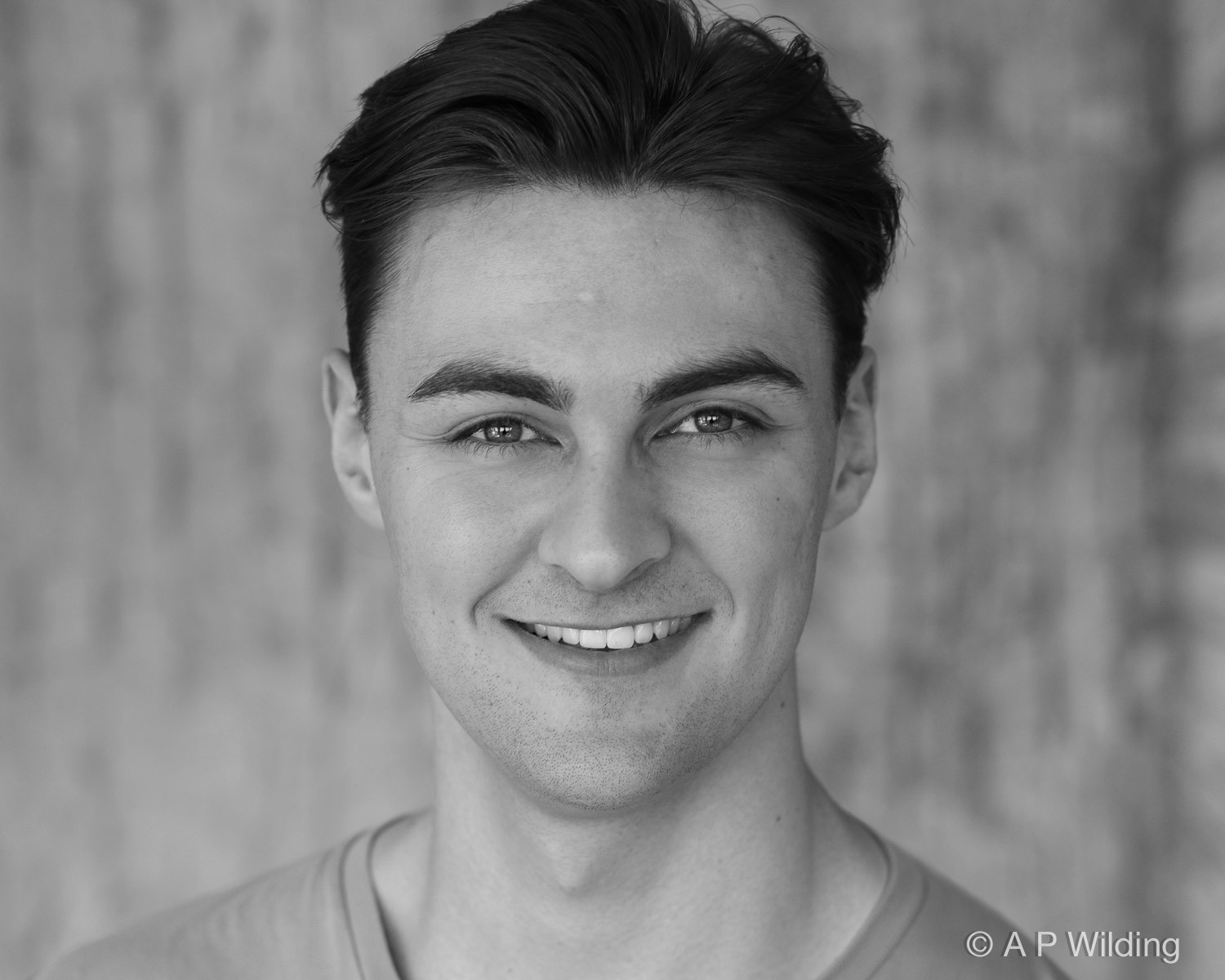 Luke Redford | Actor | London, UK