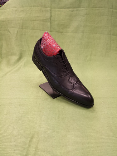 Black Modern Wingtip shoe | whynotlarritus