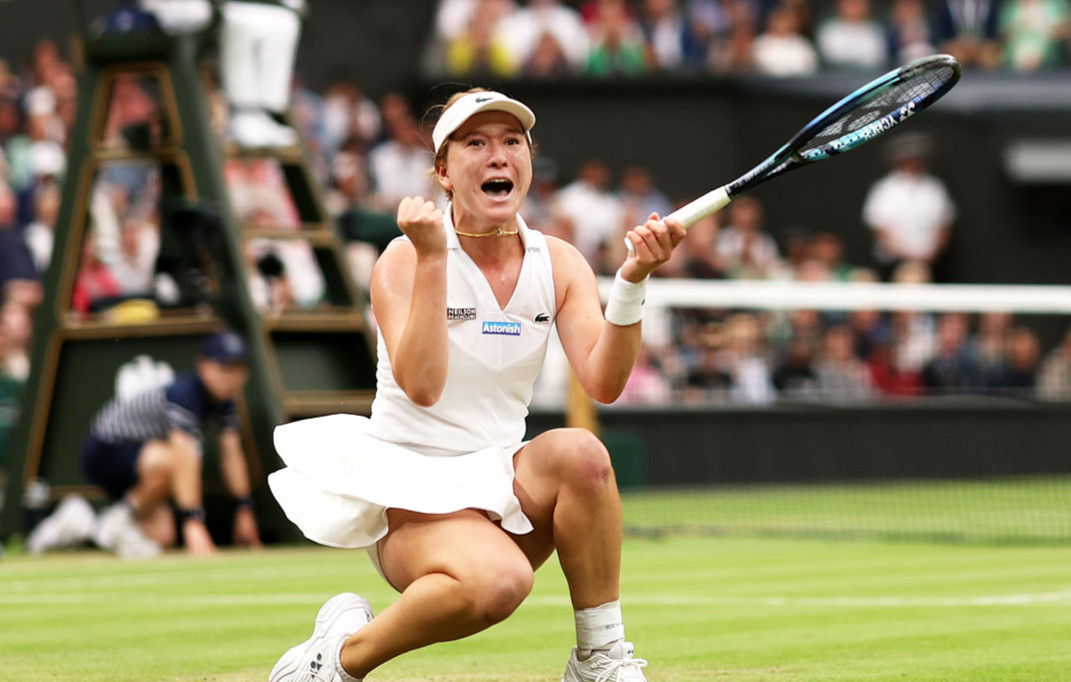 Lulu Sun through to Wimbledon quarters