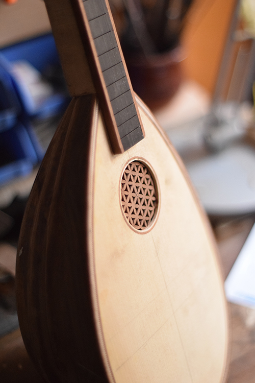 Mediterranean Musical Instruments | Ageliki Lyssa Lutherie | Ελλάδα