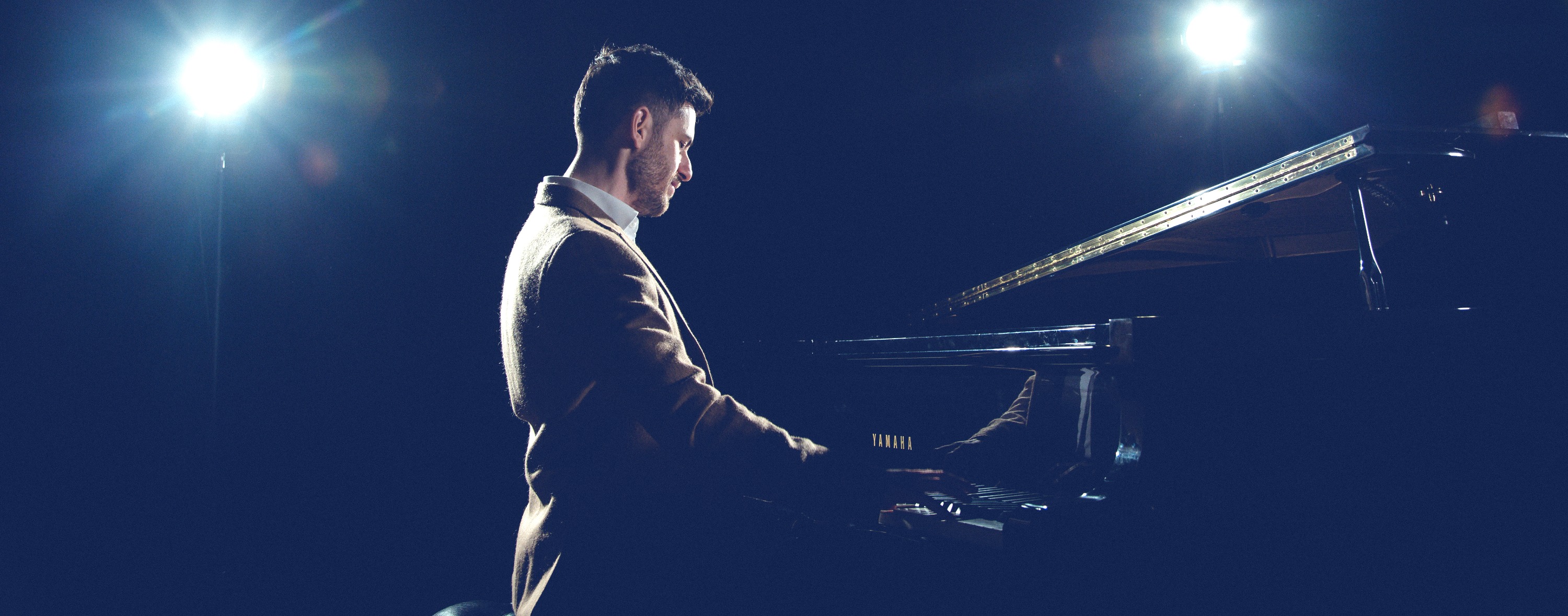 Solo Pianist | Ross Wall | London
