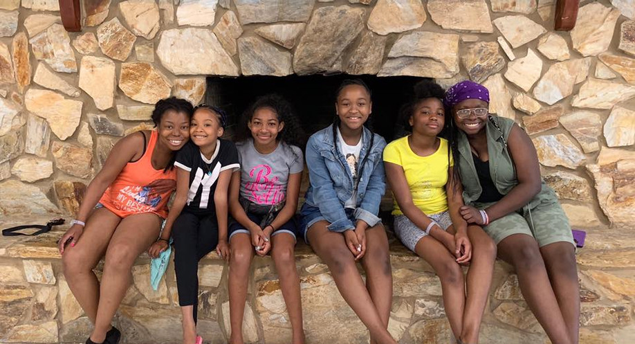 About | Helping Hands