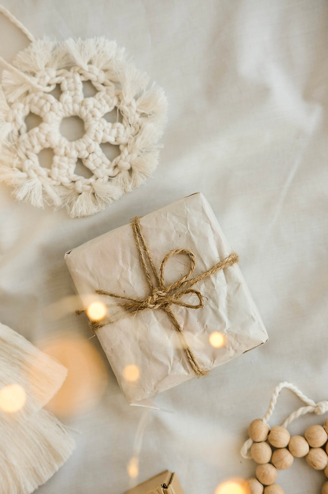 The Ultimate Guide to Clutter-Free Holiday Gifts