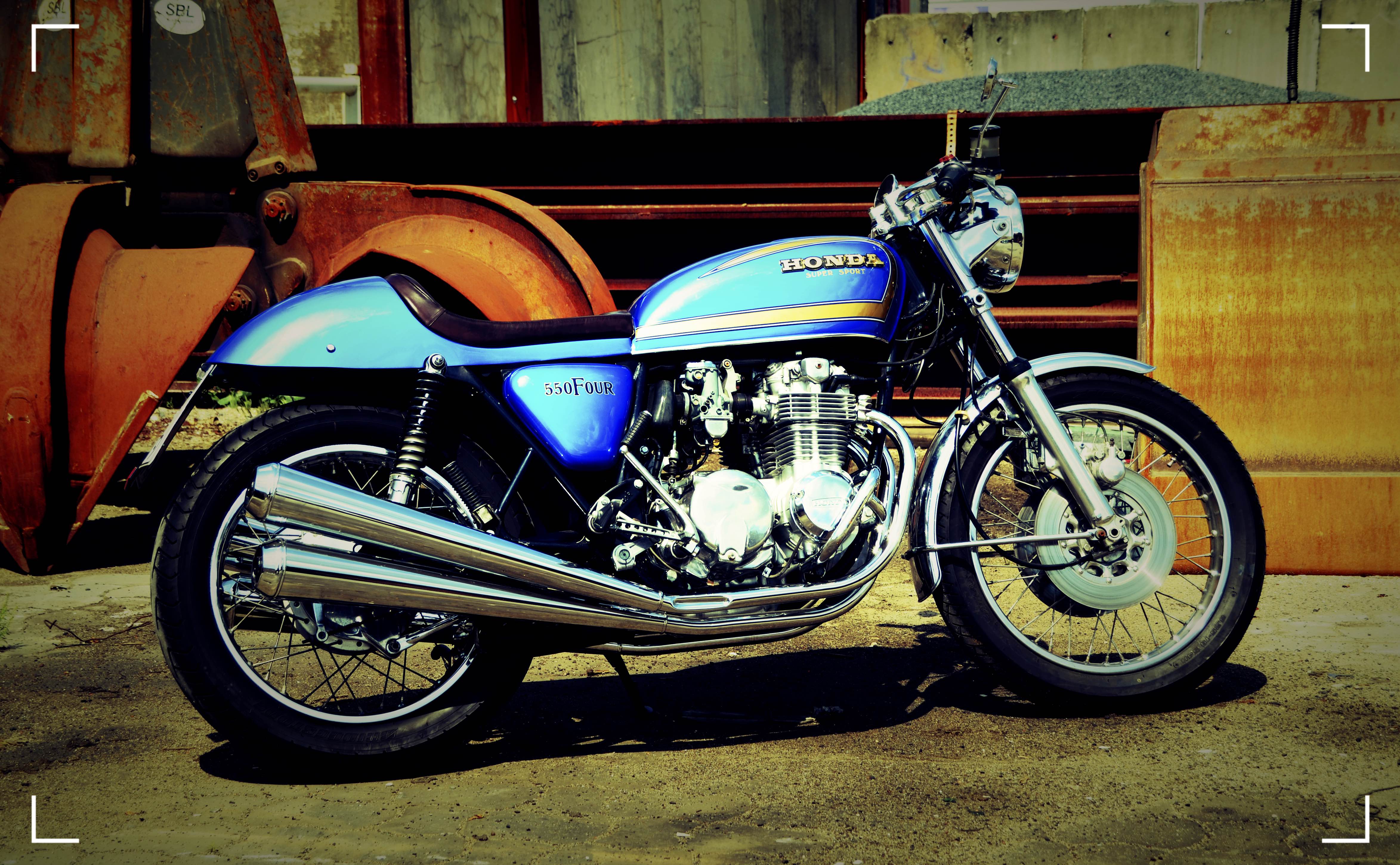 Caf Racer 69 • Motorradumbauten Berlin