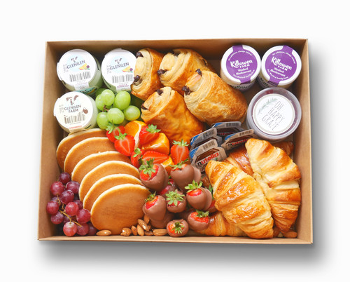 The Luxe Brunch Box (6 People) | Oh Happy Graze