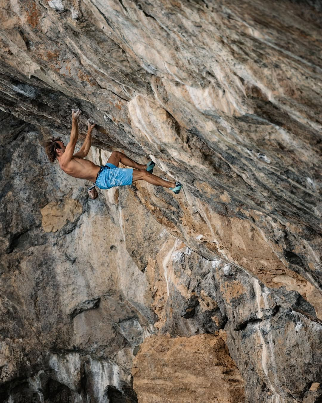 Chris Sharma dévoile la vidéo de Vision Quest (9a/+) | GrimpActu