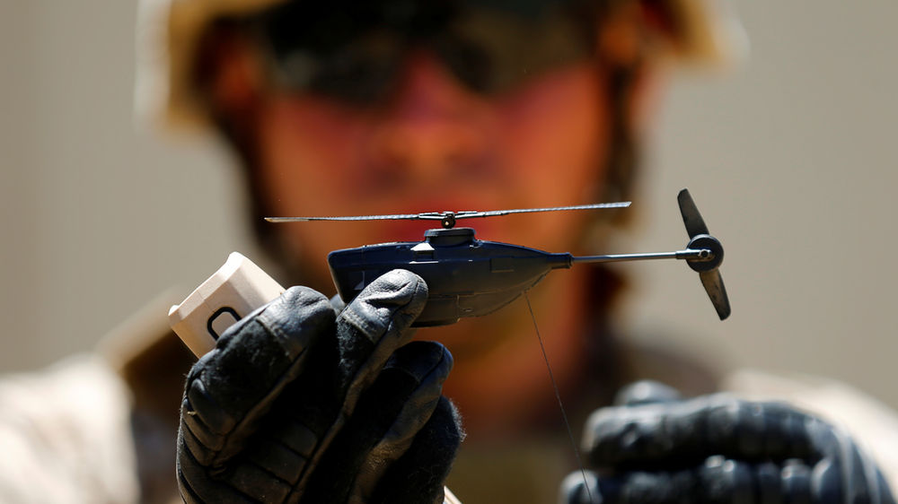 Black Hornet military night vision camera/all-weather nano drone