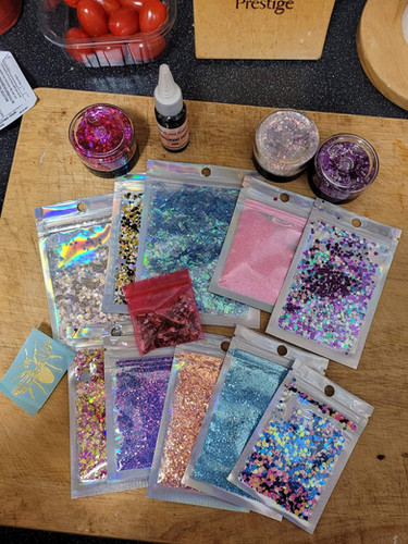 Mystery inclusion box | Resin Detre Supplies