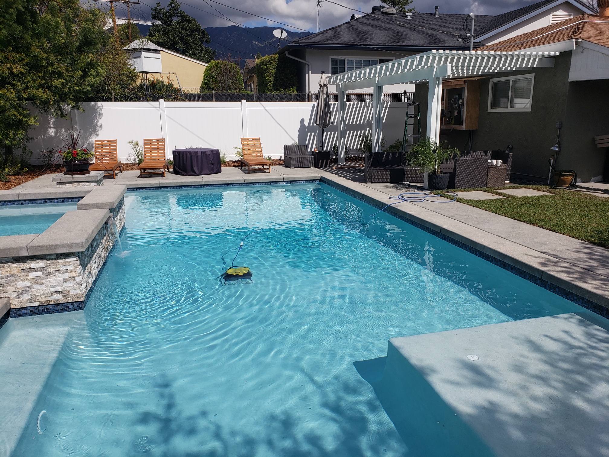 Pepe's Pools Los Angeles Premiere Pool Builder