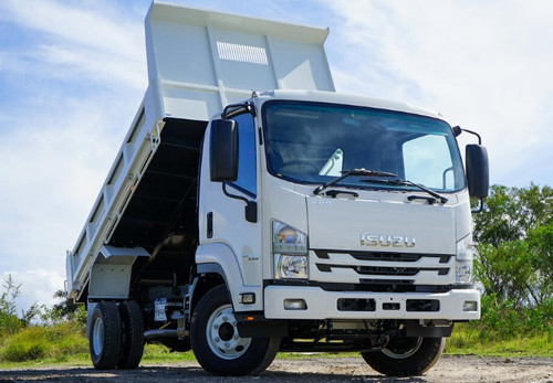 Isuzu 16T Tipper Truck | RangitikeiHireCentre