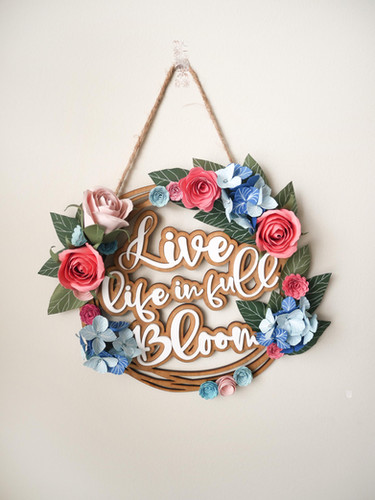 "In full Bloom" Hanging sign | deaneyweaneyblooms