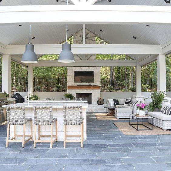 Airbnb Advisors | Beck & Co Designs