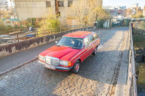 1986 Mercedes-Benz 200 T W123 Estate Petrol Manual | Duke of London