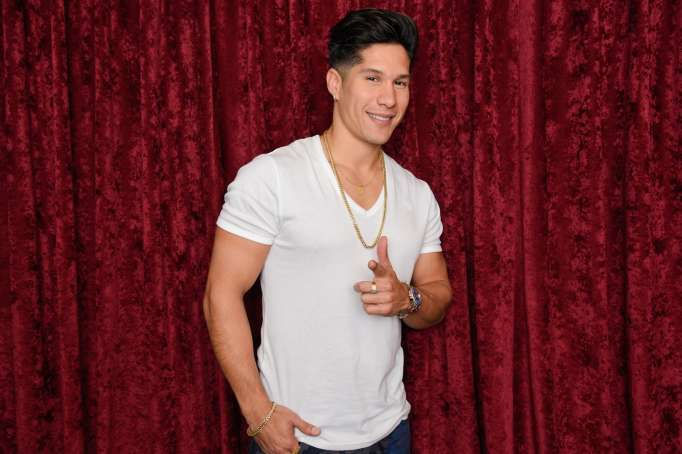 Chino Miranda se pone ‘Chévere’, en su primer disco