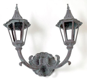 Double Vienna Sconce with Small Holland Top | Street Lamps
