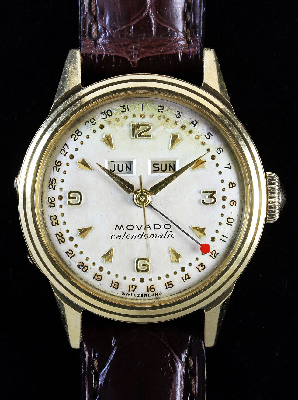 MOVADO gold calendar with automatic movement | Galerie REYGERS Main