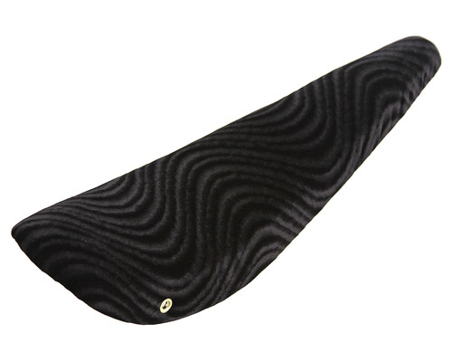 20 Inch Banana Saddle Velour - Black | 3 Cross Customs