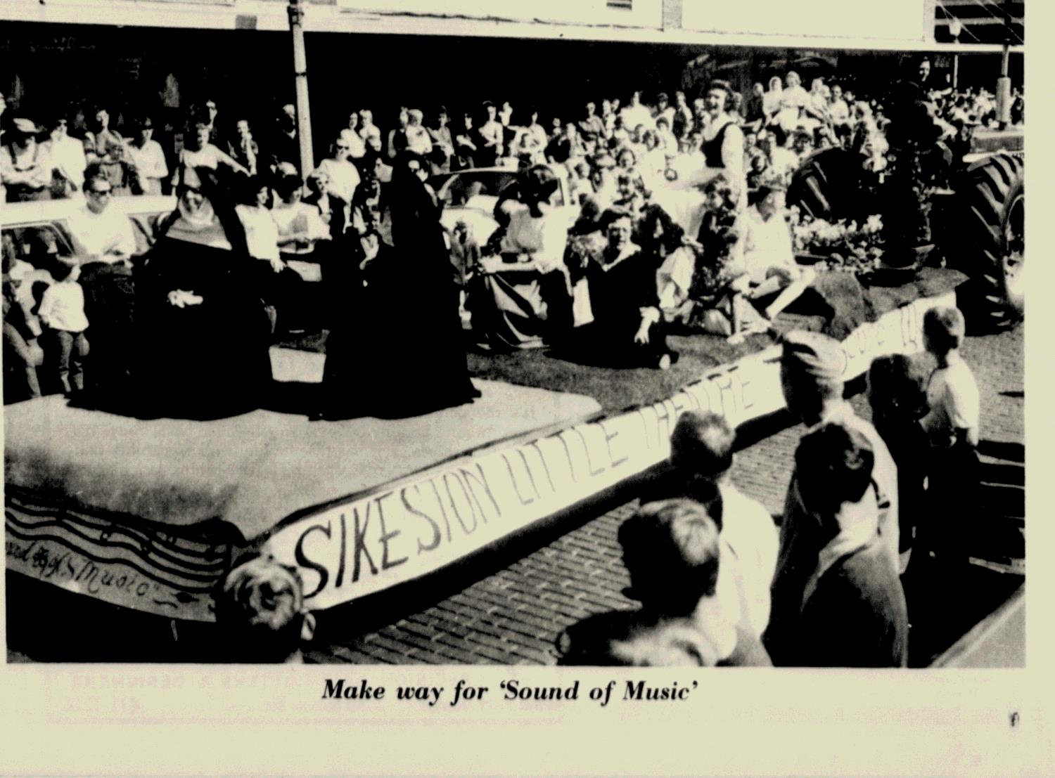 Cotton Carnival Parade 1st Musical