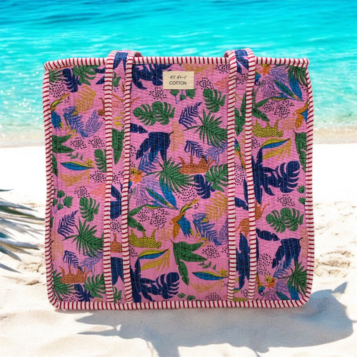 Vacay Quilted Tote Bag | All About Cotton