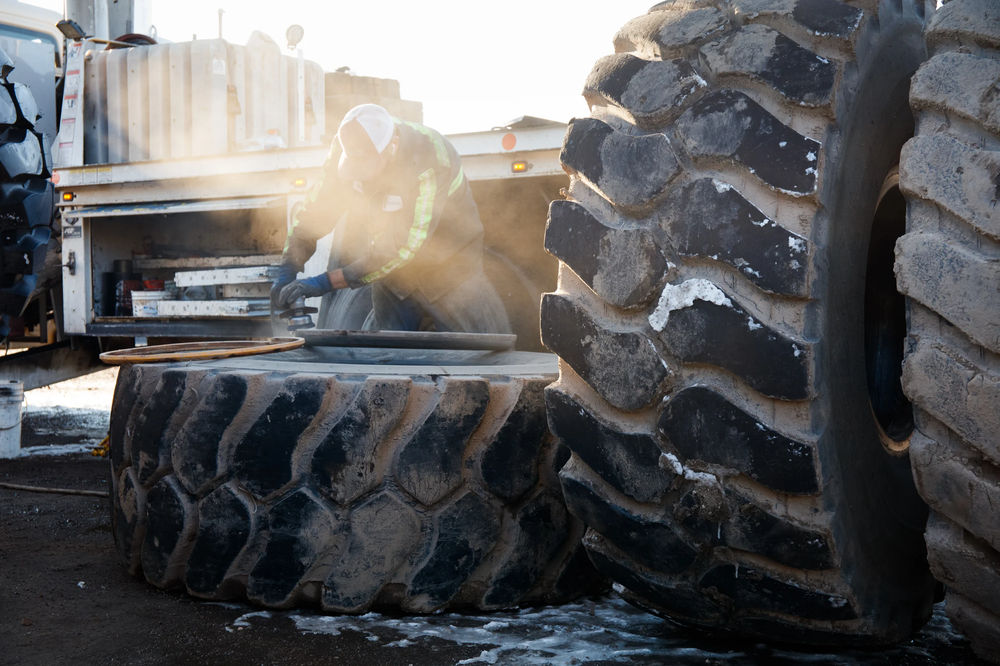 10 SIMPLE WAYS TO AVOID DISTRACTION AT WORK | Stand-By Personnel