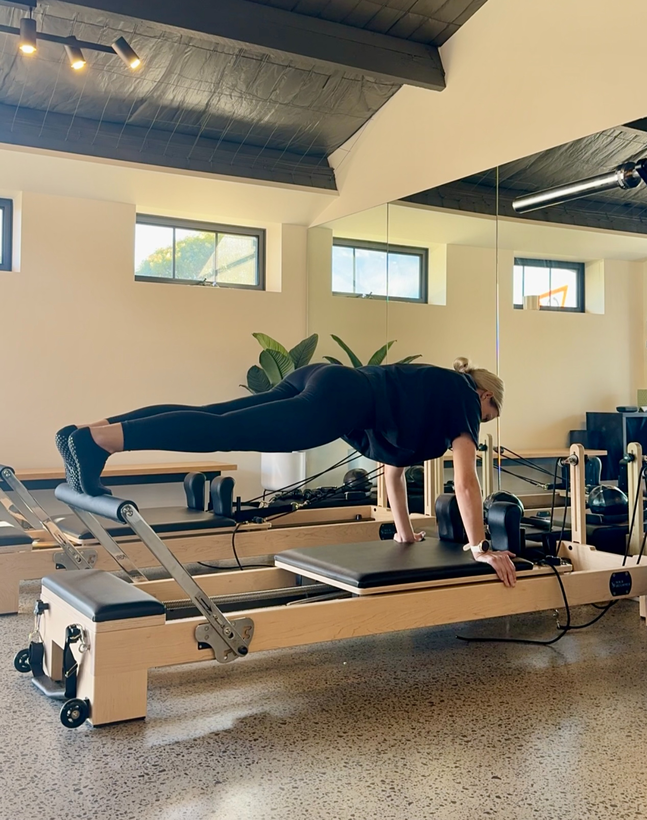 WHY RUNNERS SHOULD DO REFORMER PILATES