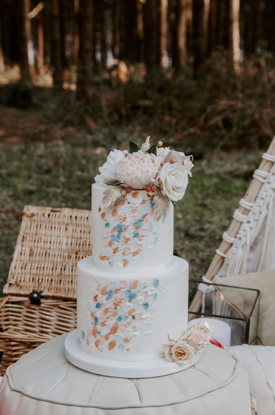 Wedding Cake | Nuneaton | Deliciously Divine Cake Design
