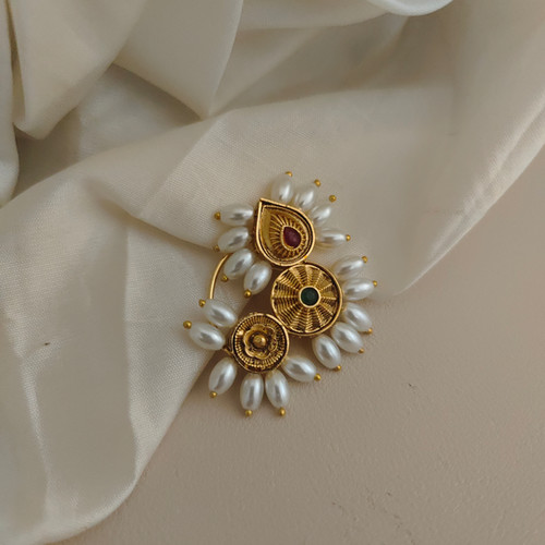 ADIRA Copper Marathi Nose Pin | Fusion Vogue