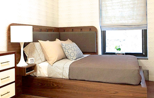 Corner Platform Bed
