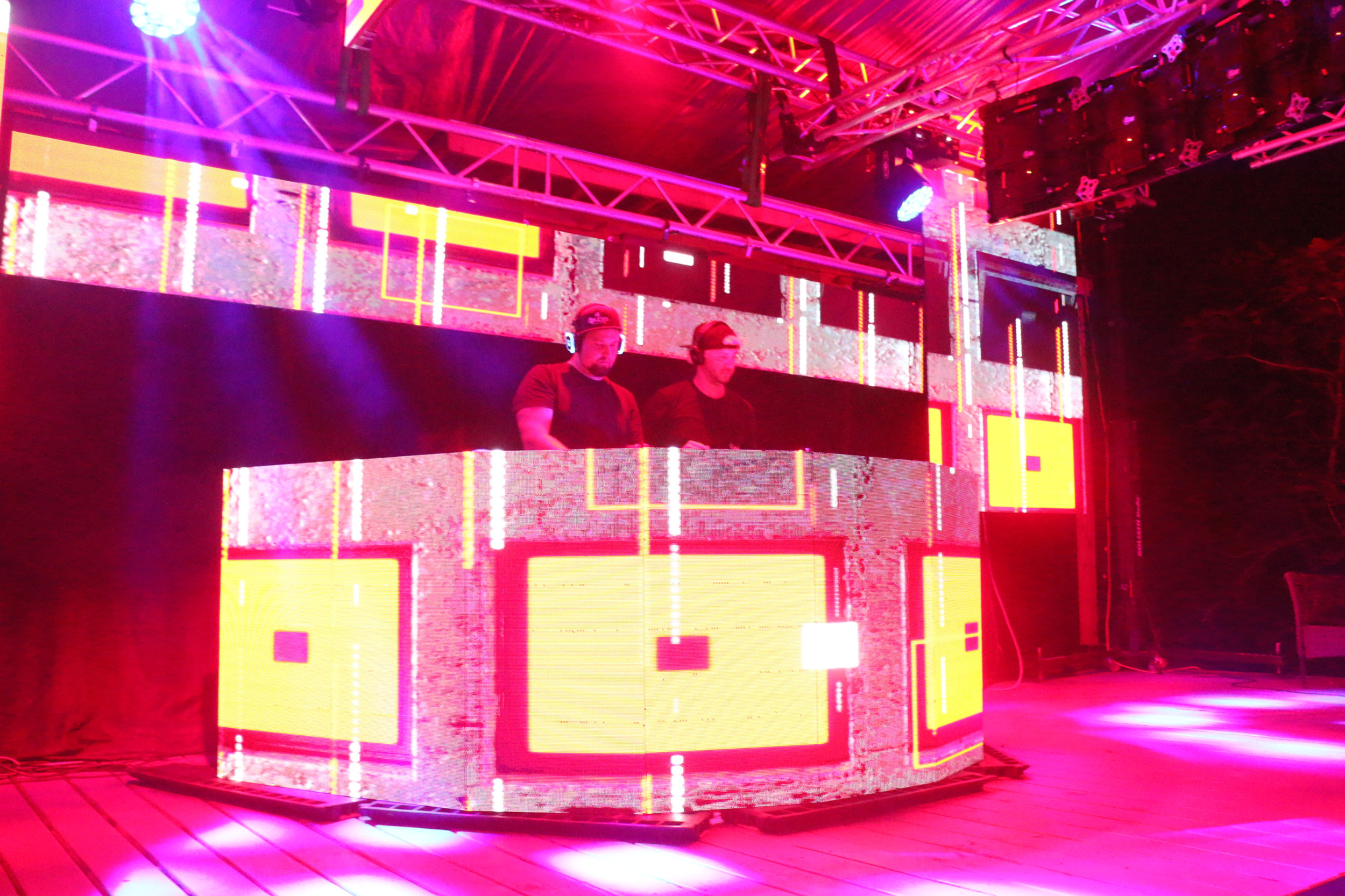 About Us | New Age Lighting and Sound | Charlotte