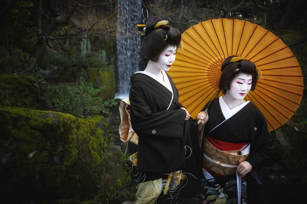 Geisha New Year Portrait 恭賀新春 · 謹賀新年