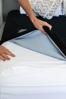 Birth and postpartum fitted sheet. | The Birth Sling