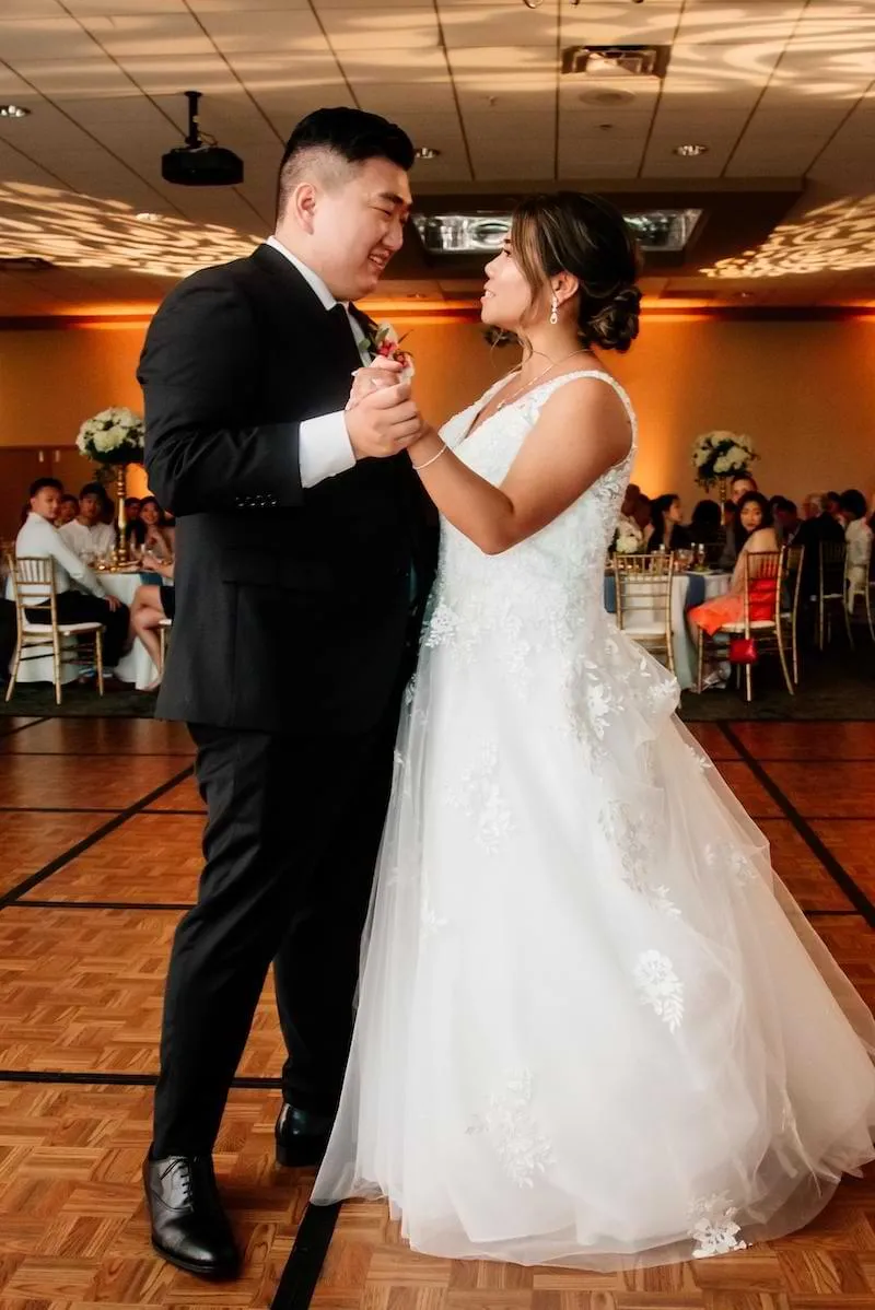 Lina and David | Packed Wedding at Turf Valley Resort