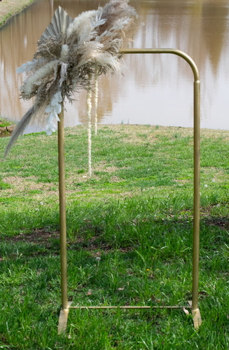 Gold Metal Sign Holder 1 | Heywardmanorcatalog