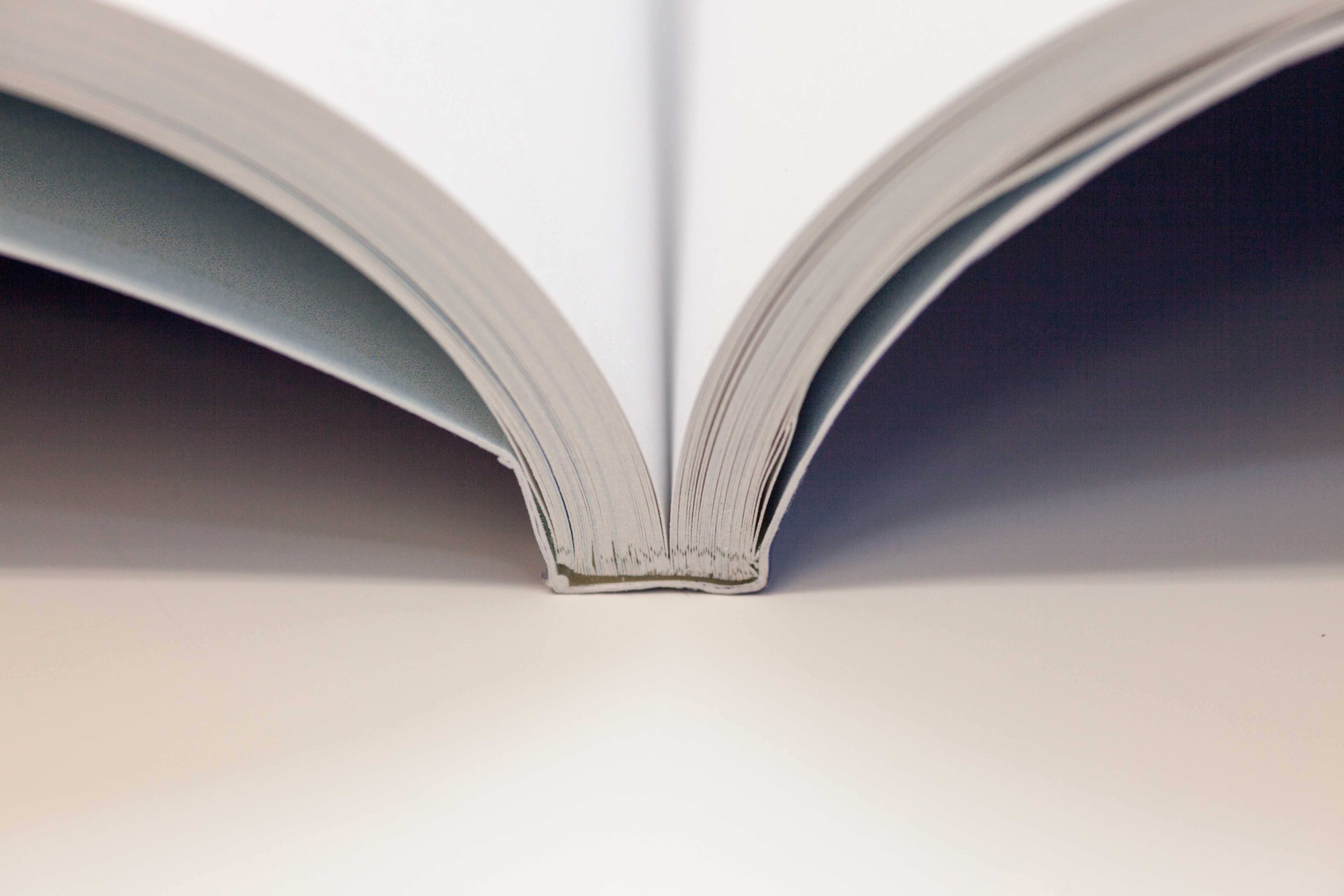 custom case binding | azoprintnew