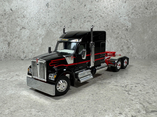 1/64 Kenworth W990 Black/Red | FarmToys4You
