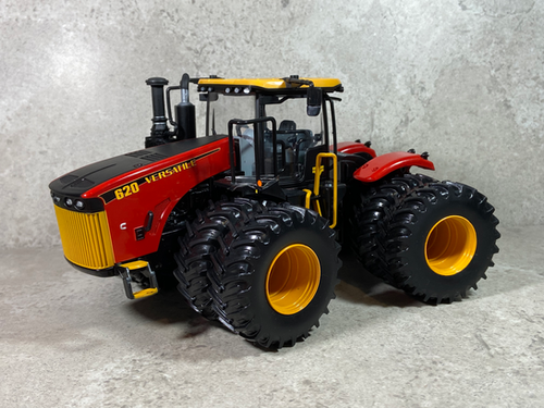 1/32 Versatile 620 4WD | FarmToys4You