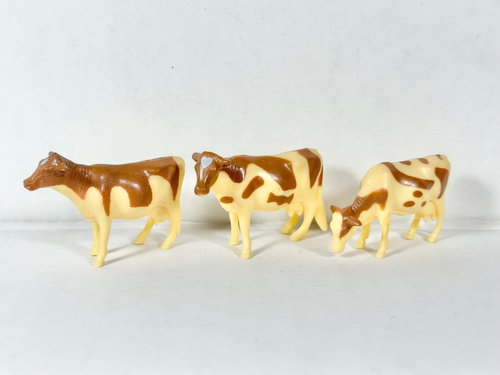 1/64 Ertl Guernsey Cows (Select Head Position) | FarmToys4You