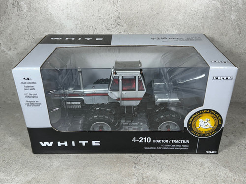 1/32 White 4-210 NFTM Select Series 2024 | FarmToys4You