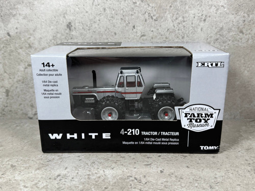 1/64 White 4-210 w/ Duals NFTM 2024 | FarmToys4You