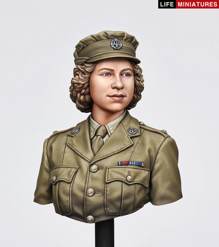 Princess Elizabeth, 2nd Subaltern in ATS, 1945 | life-miniatures