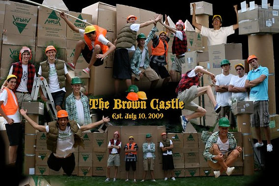 largest cardboard box