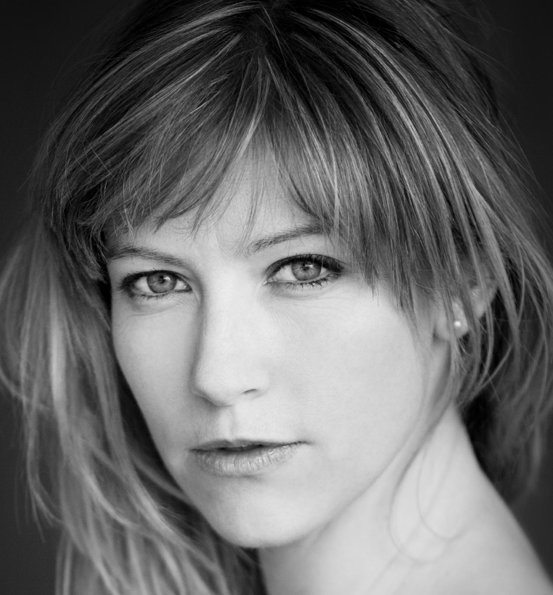 Sarah Golding - singer and songwriter